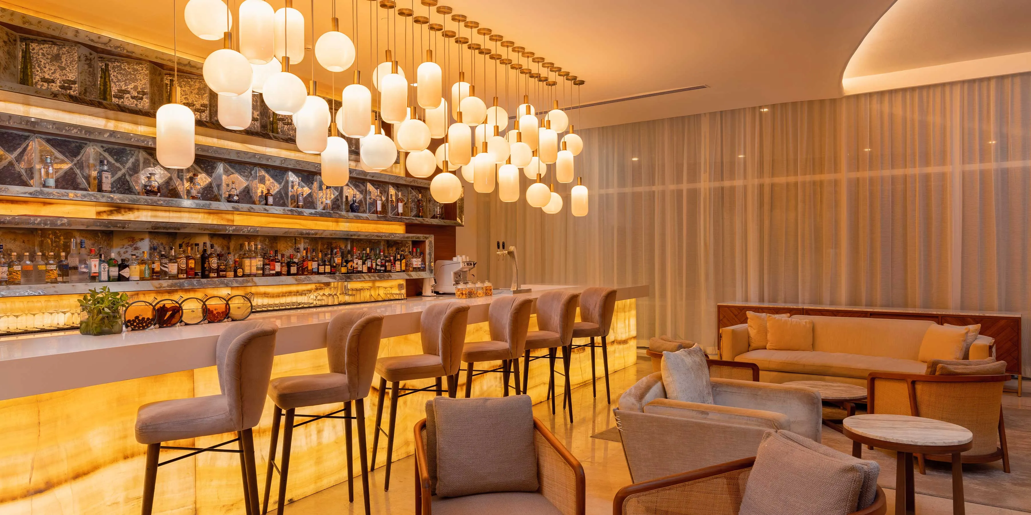 All Inclusive Lounge Bar | Le Blanc Spa Resort Cancun